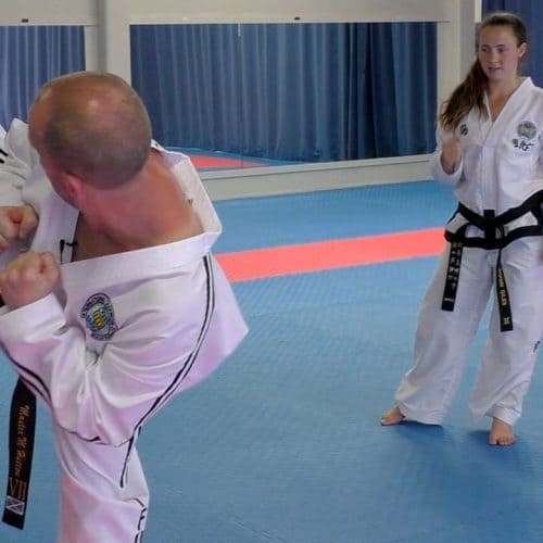 Po-Eun performed by World Champ